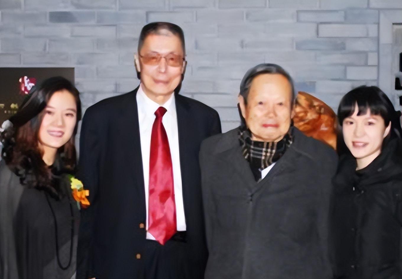 84-year-old Liu Shikun performed abroad while sick! Suspected of ...