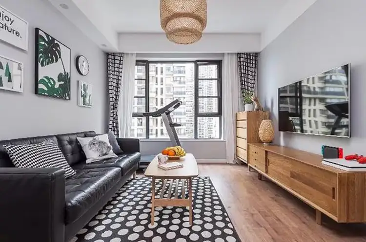 The 69-square-meter Nordic-style small two-bedroom apartment shows a ...