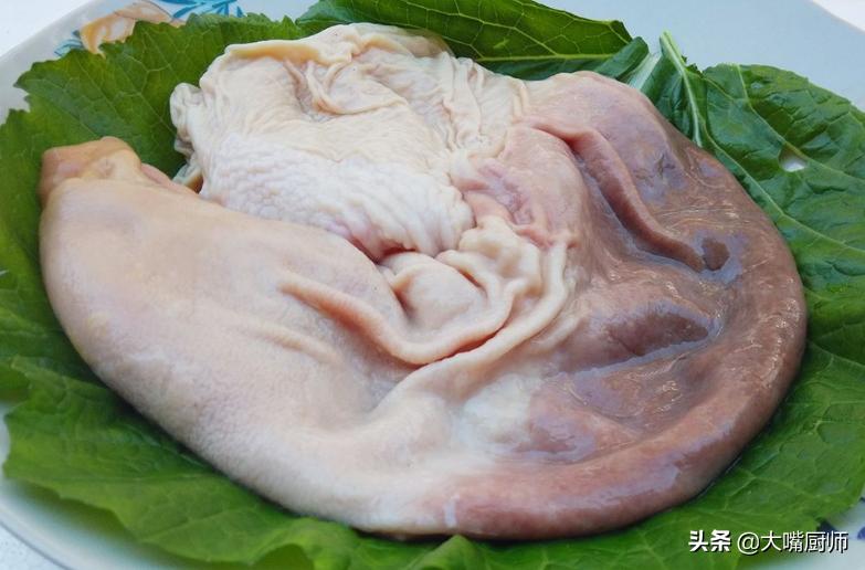 When washing pork belly, don't use alkali and vinegar, replace it with ...