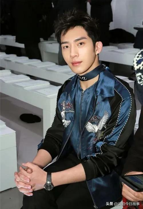 The sad past behind the glamorous star. - iNEWS