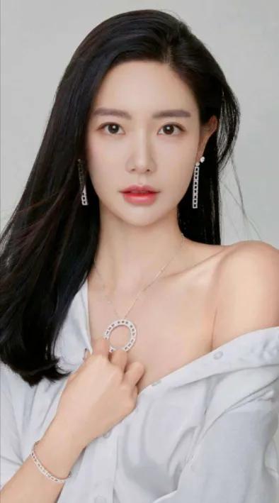 What is the magic power of Asia's first beauty "Clara"? - iNEWS