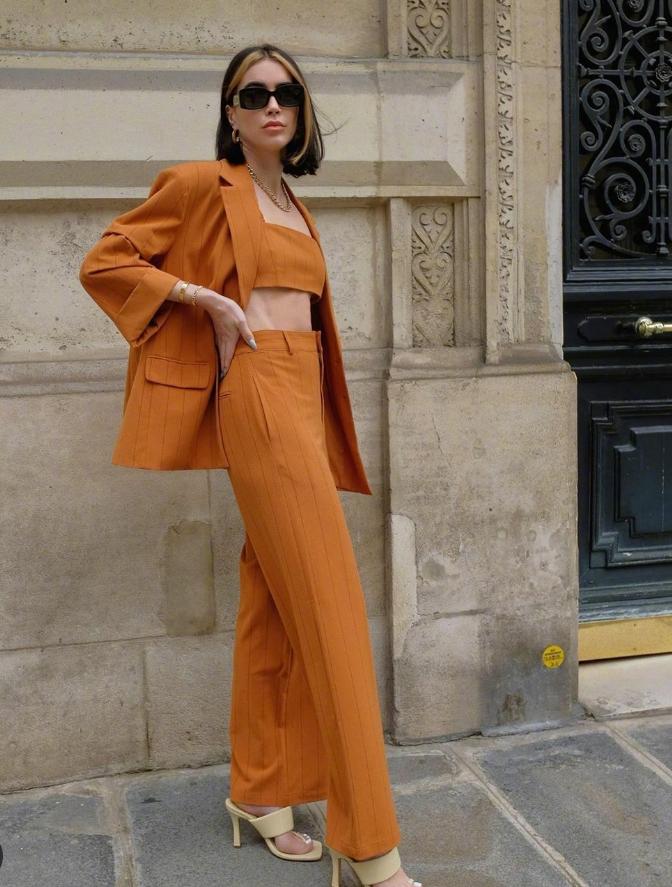 Los Angeles fashion blogger brittanyxavier walks in private clothes ...