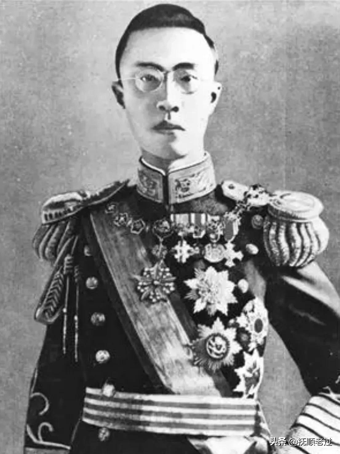 Into the last emperor's prison - iNEWS