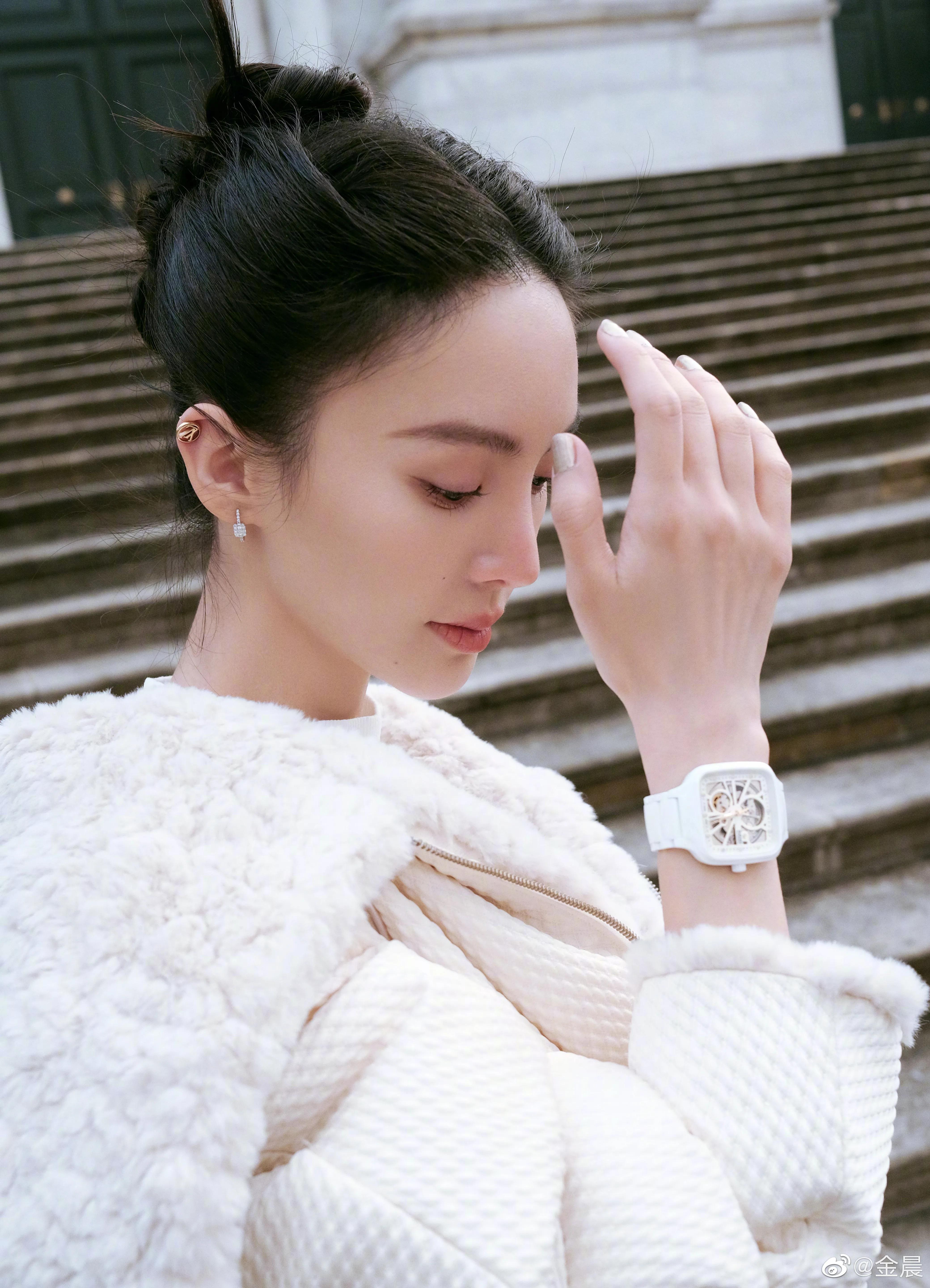 Jin Chen, hello April - iMedia