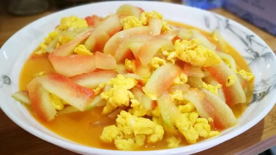 Watermelon is essential in summer, and the watermelon rind left after ...