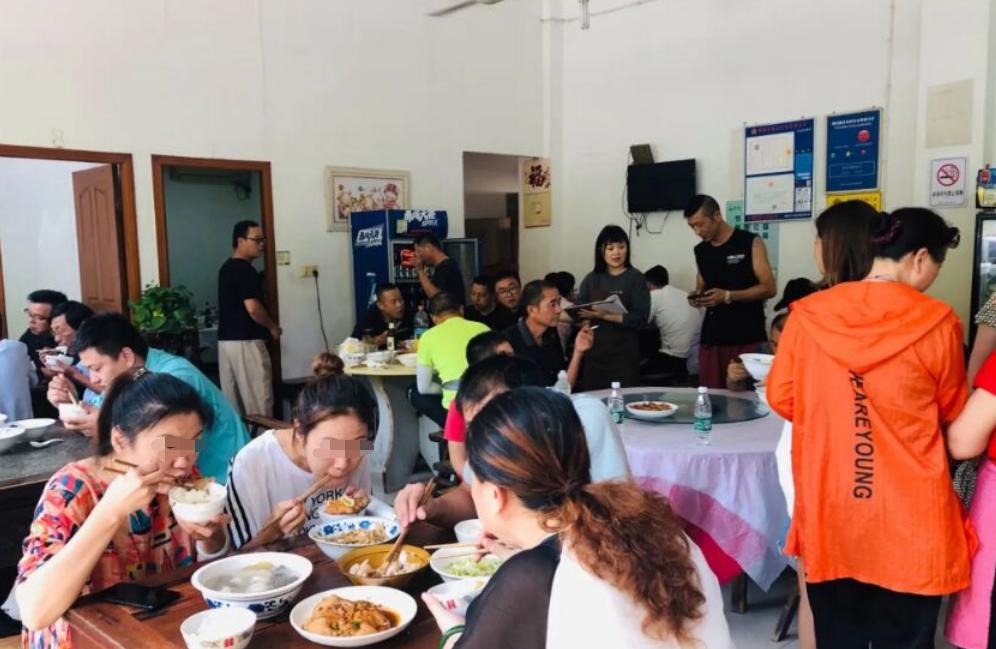 Sichuan man went to Changzhou to eat white-cut large intestine, and the ...