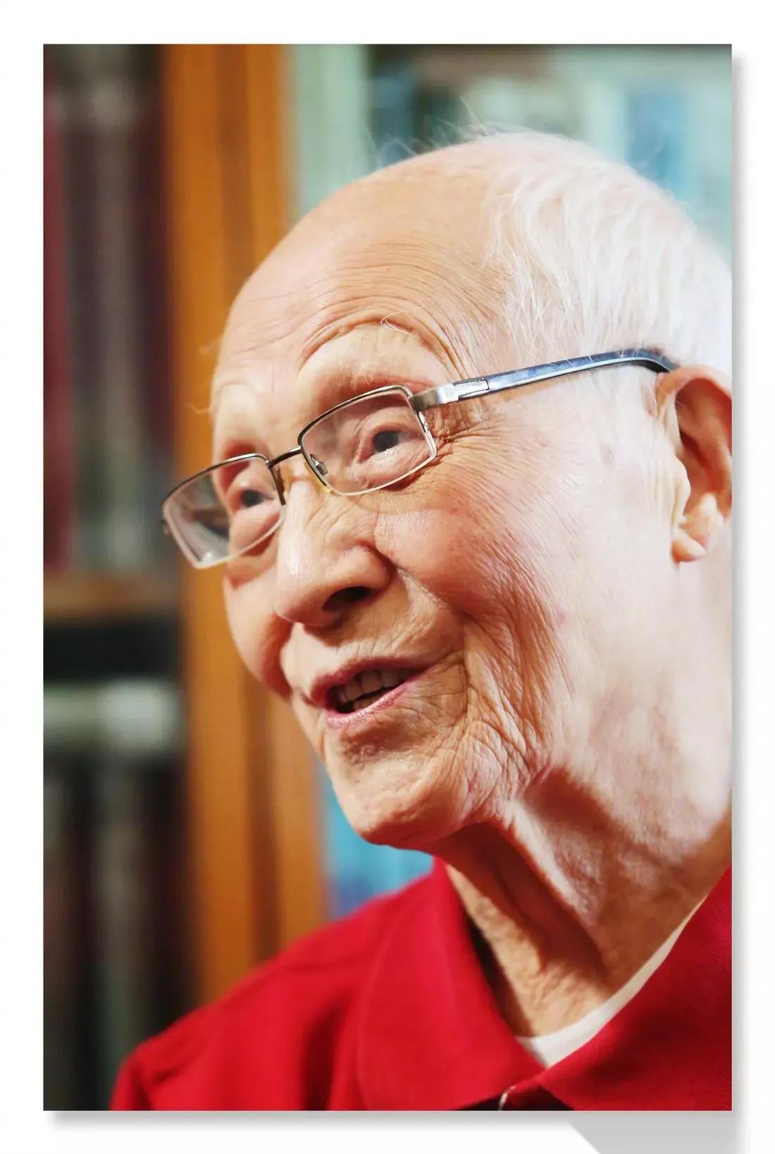 Translator Wang Zhiliang: If you are not good to your mother, then you are not worthy of being a ...