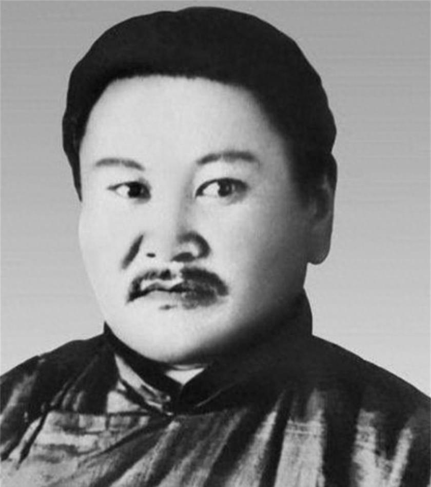In 1935, Stalin was slapped in the face by the Mongolian Prime Minister ...