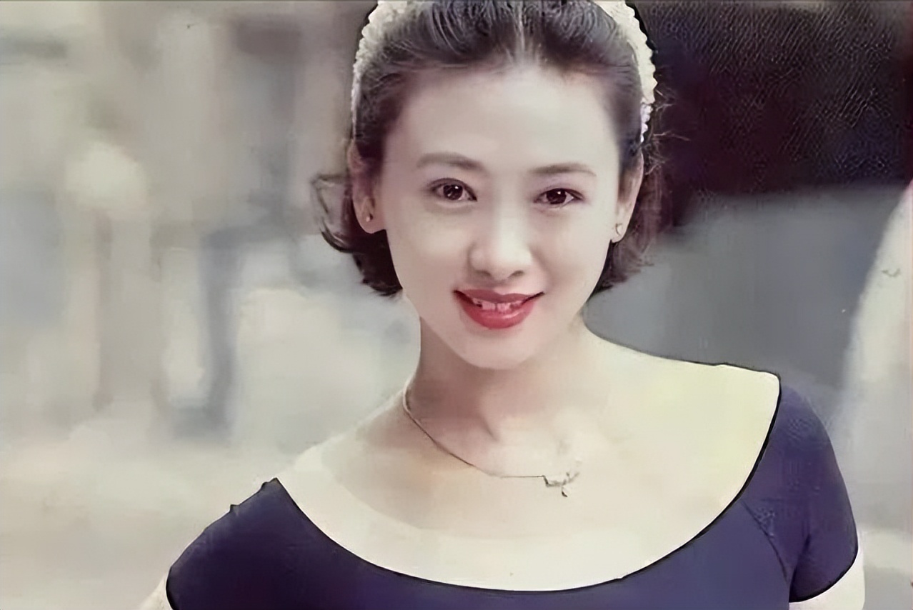 The former goddess of Fengyue, who has filmed countless tertiary films ...