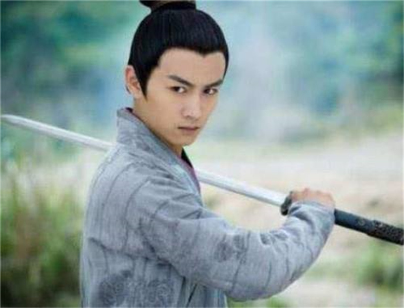 There are 4 people who practiced the Sunflower Collection, and 3 people ...