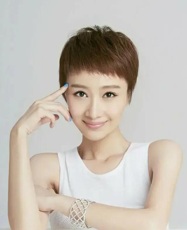 Xiao Han is so beautiful - iNEWS