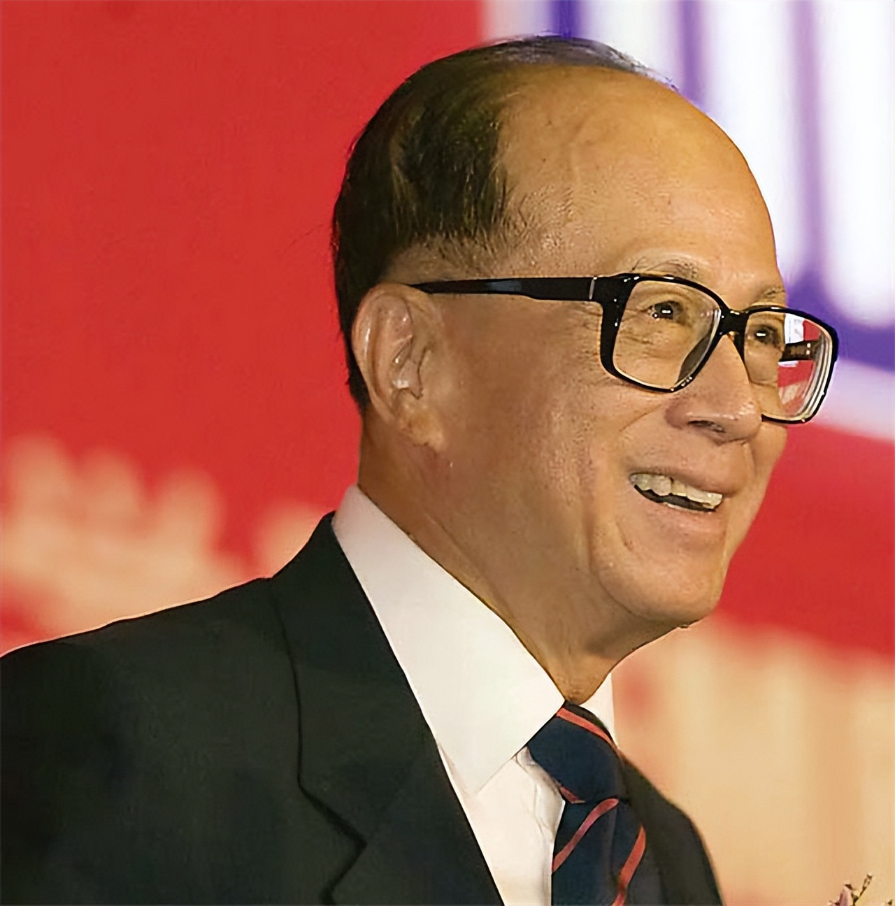 Li Ka-shing celebrated his 96th birthday. Behind his health is extreme ...