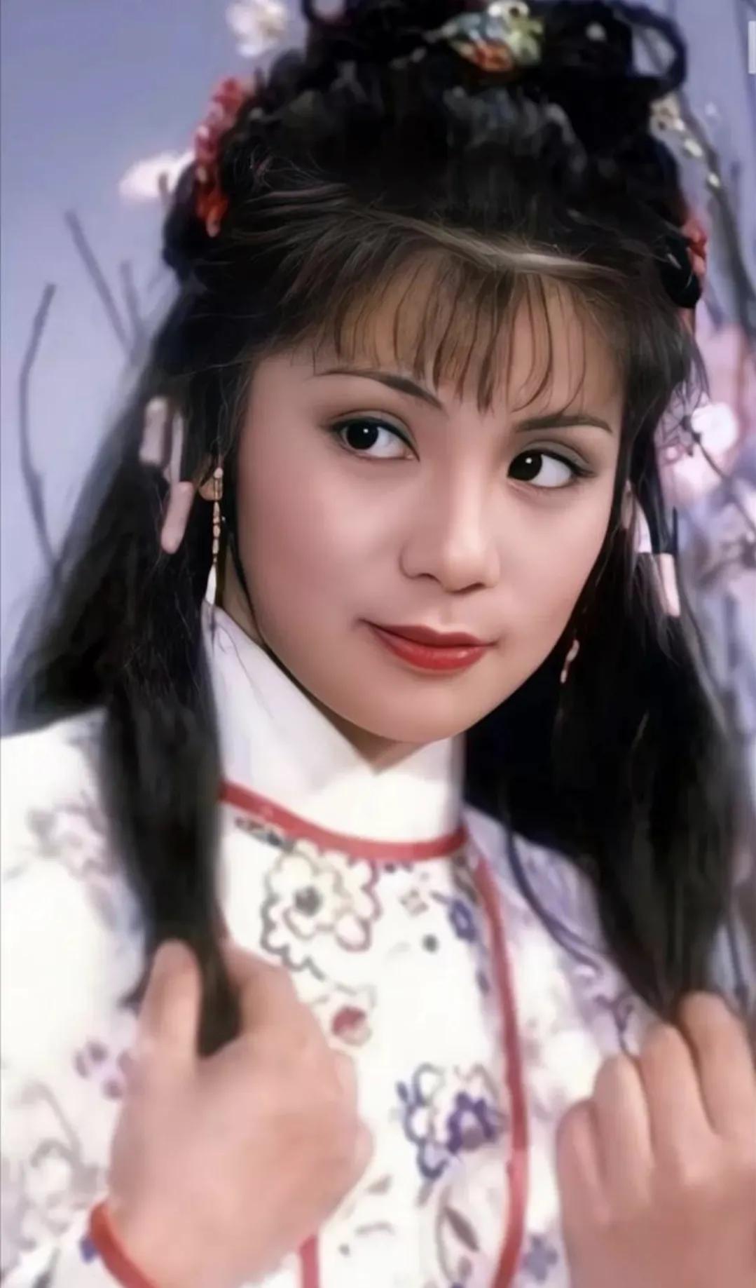 Have you seen all ten classic roles of "Pretty Huang Rong" Weng Meiling ...