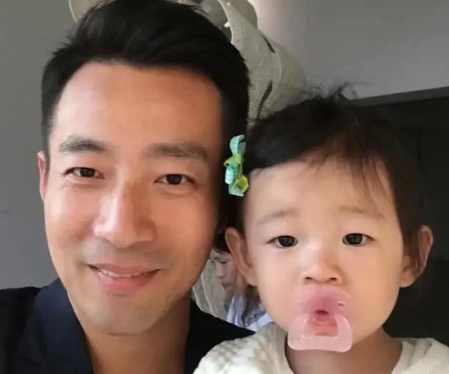 I feel sorry for Wang Xiaofei! The 400 million mansion has become ...