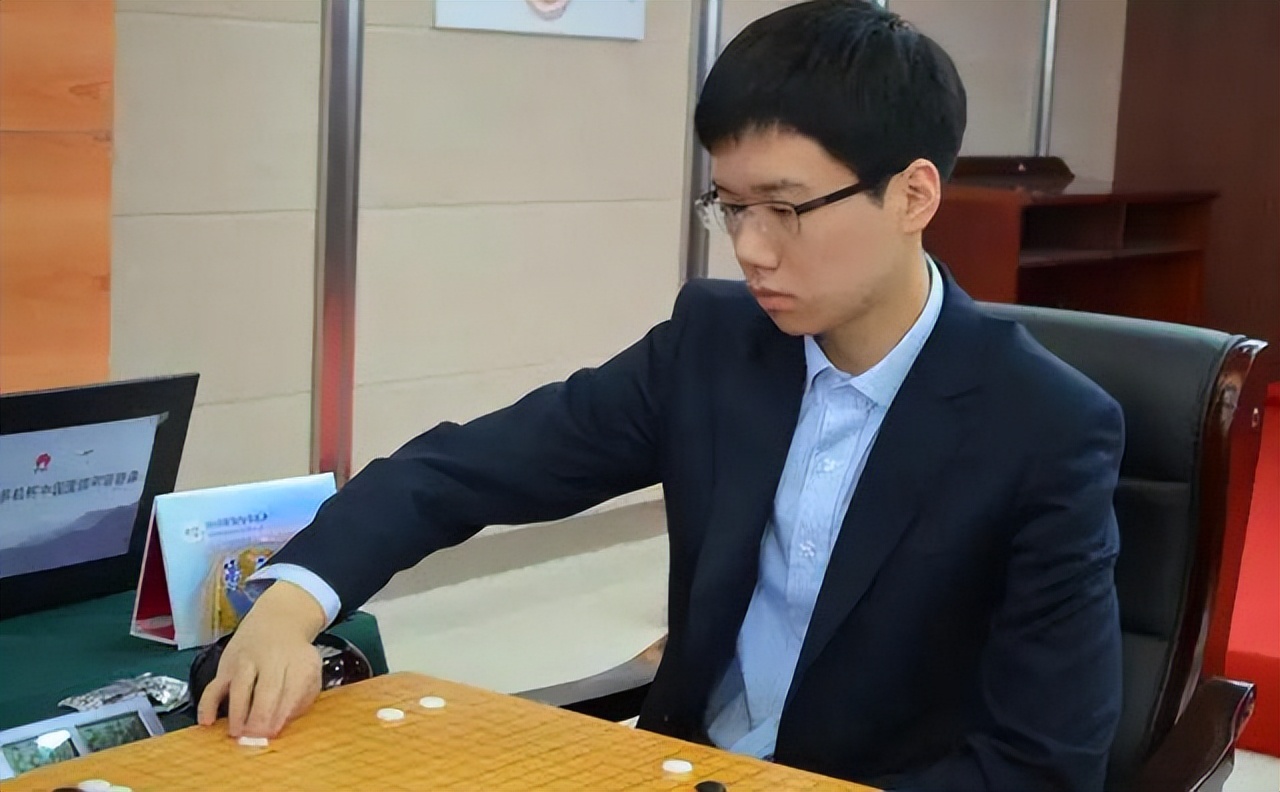 Ke Jie, he is back and entered the top 8! - iNEWS