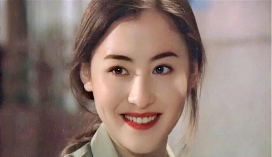 1,400 photos ruined Cecilia Cheung and made Edison Chen quit the ...
