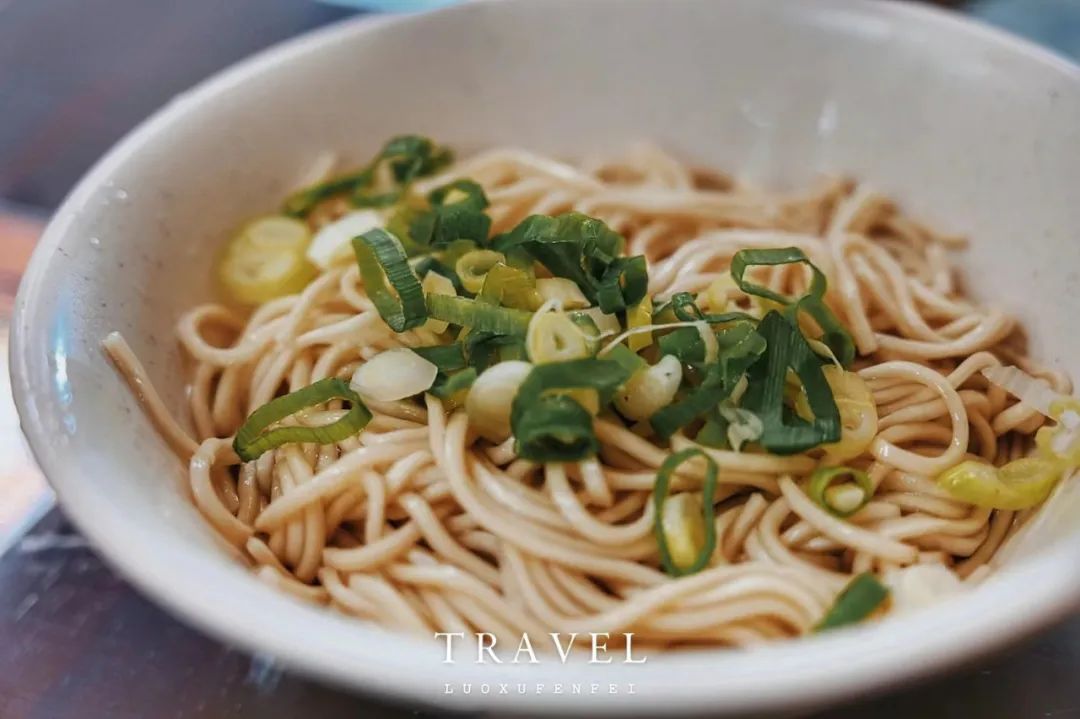 Check out the "Mainland Food" in Taiwan!Want to eat Wenzhou Wonton or ...