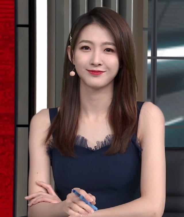 The NBA female anchor follows the popularity of "Slam Dunk", she is as ...