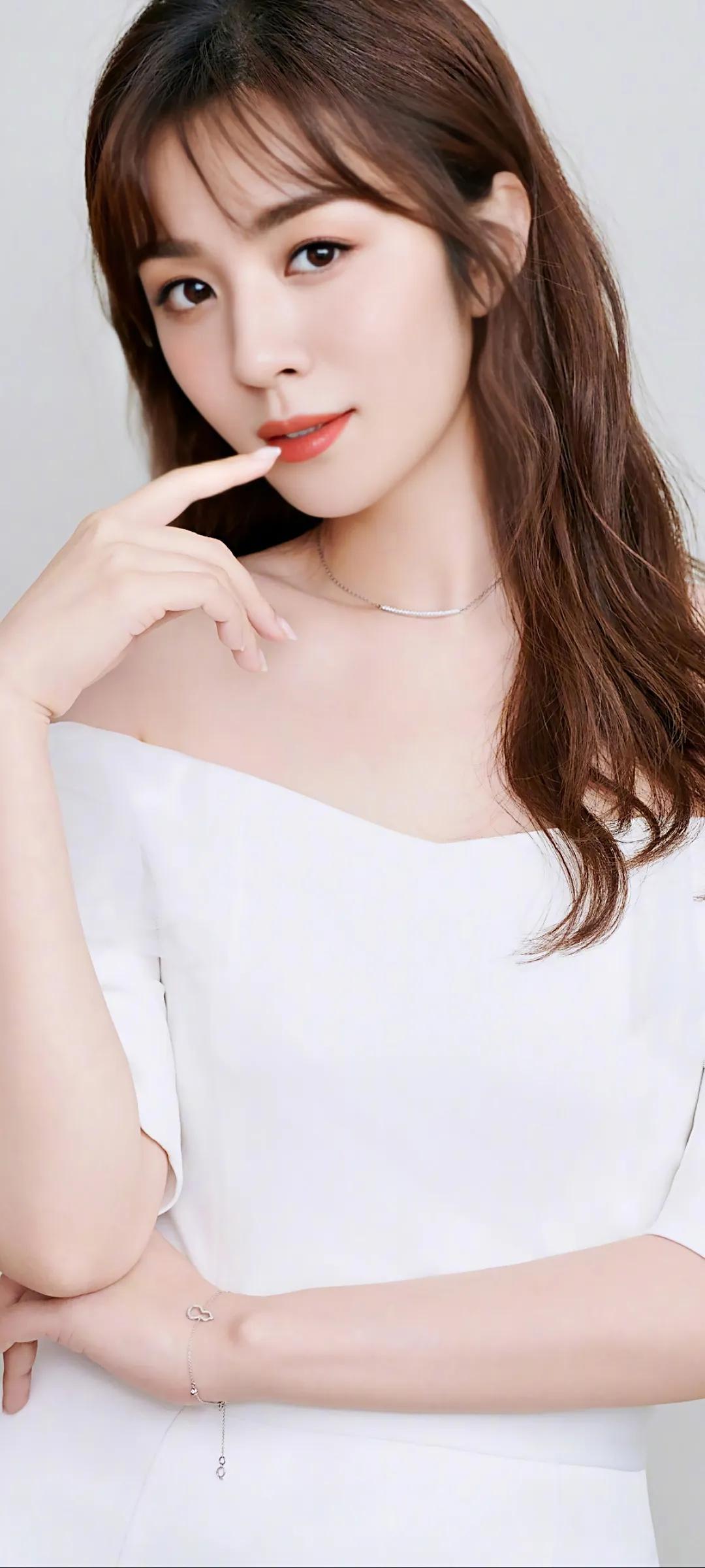 Wang Xiaochen, the face of the prosperous age (2) - iNEWS