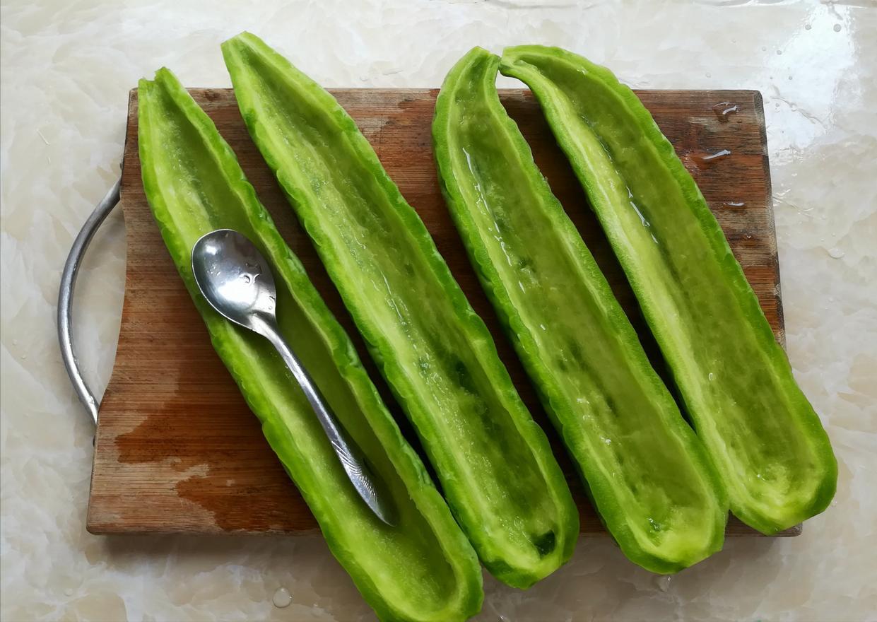 After eating bitter gourd for 30 years, I realized that the source of ...