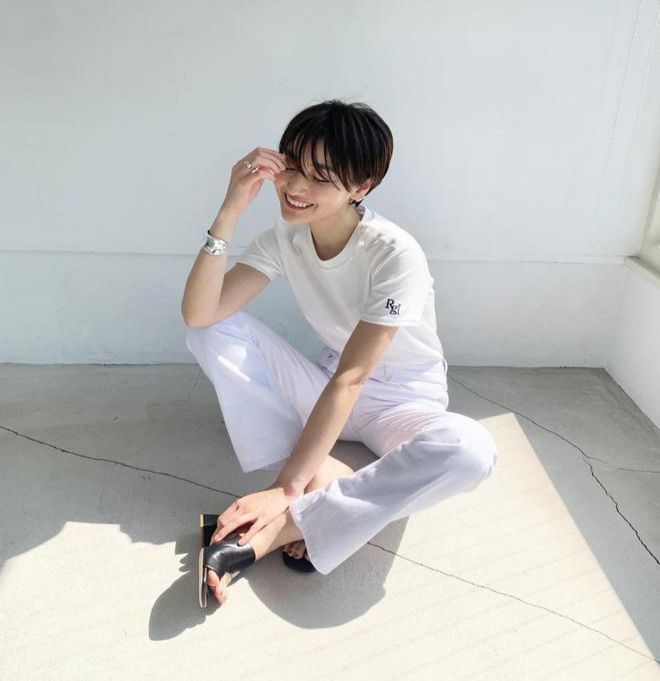 Ck Light Luxury Collection Talking about the Simple Wear of White T+ ...