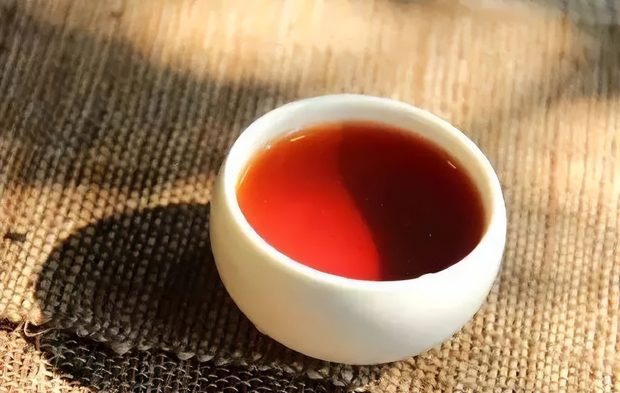 More and more thirsty after drinking tea?The truth is here - iNEWS