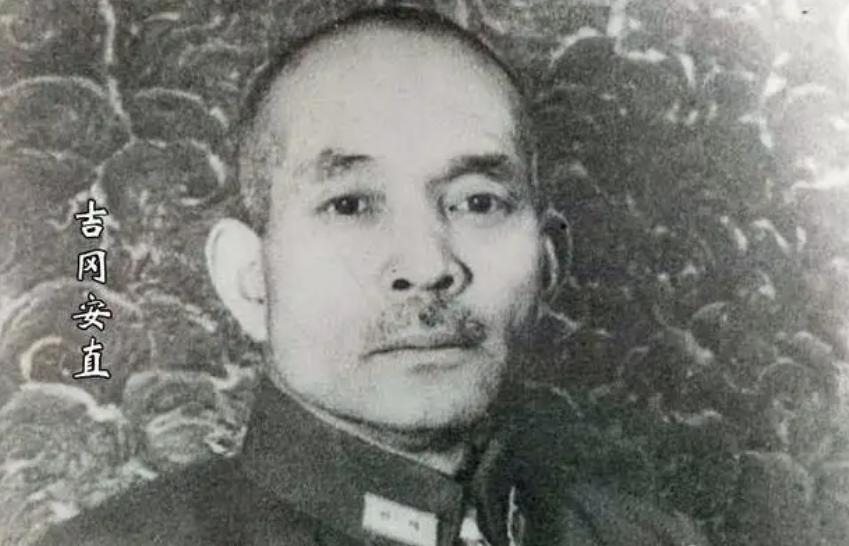 In 1943, at the age of 15, Li Yuqin was selected as a noble person ...