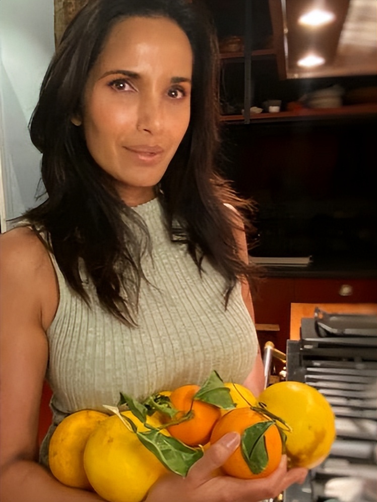 Beautiful and Sexy Indian Actress: Padma Lakshmi - iNEWS
