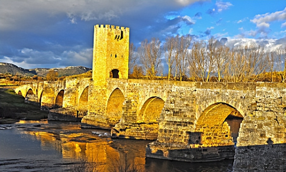 The historical and cultural background of Stone Bridge in Greenland ...