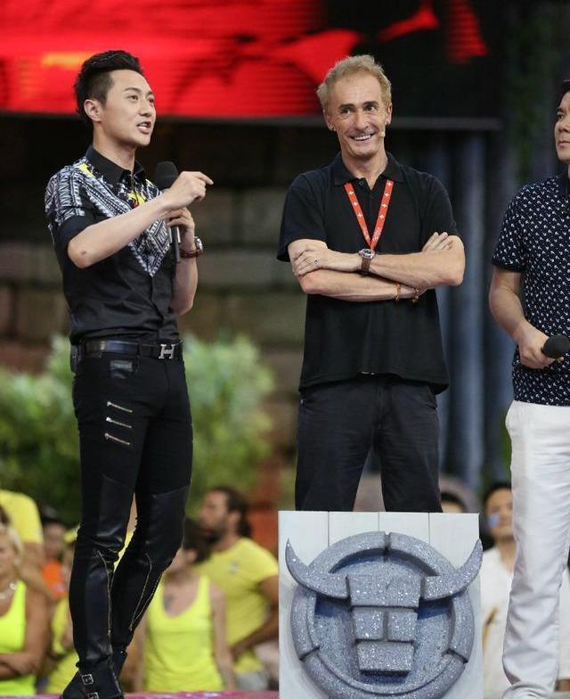 CCTV's most handsome host was scolded by the audience for running the ...