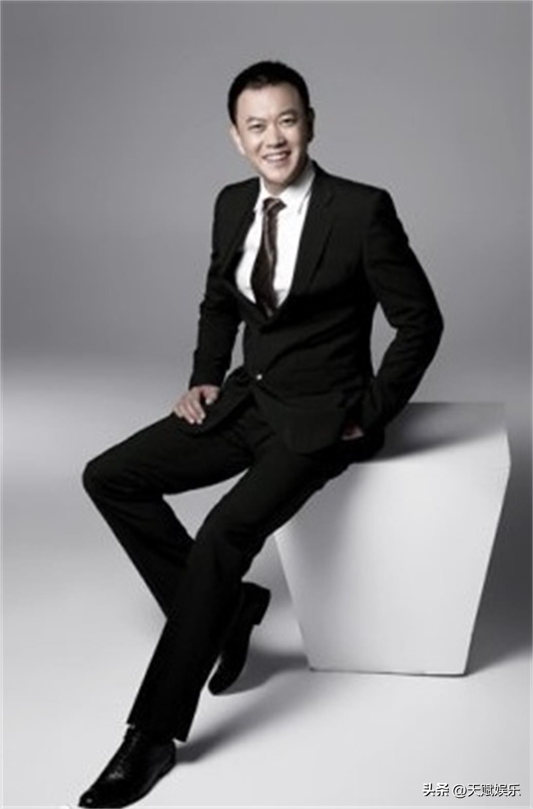 Picture Collection of Feng Jiayi, the actor who plays Chen Sifu in the ...