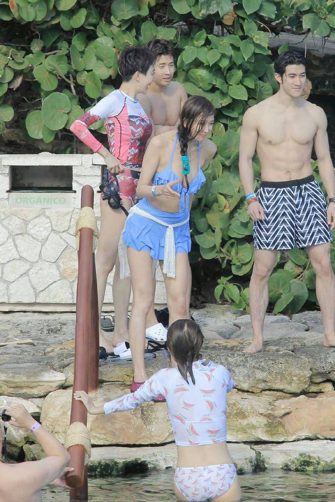 Shine! Lin Chiling, 49 years old, stunning bikini shower photos exposed - iMedia