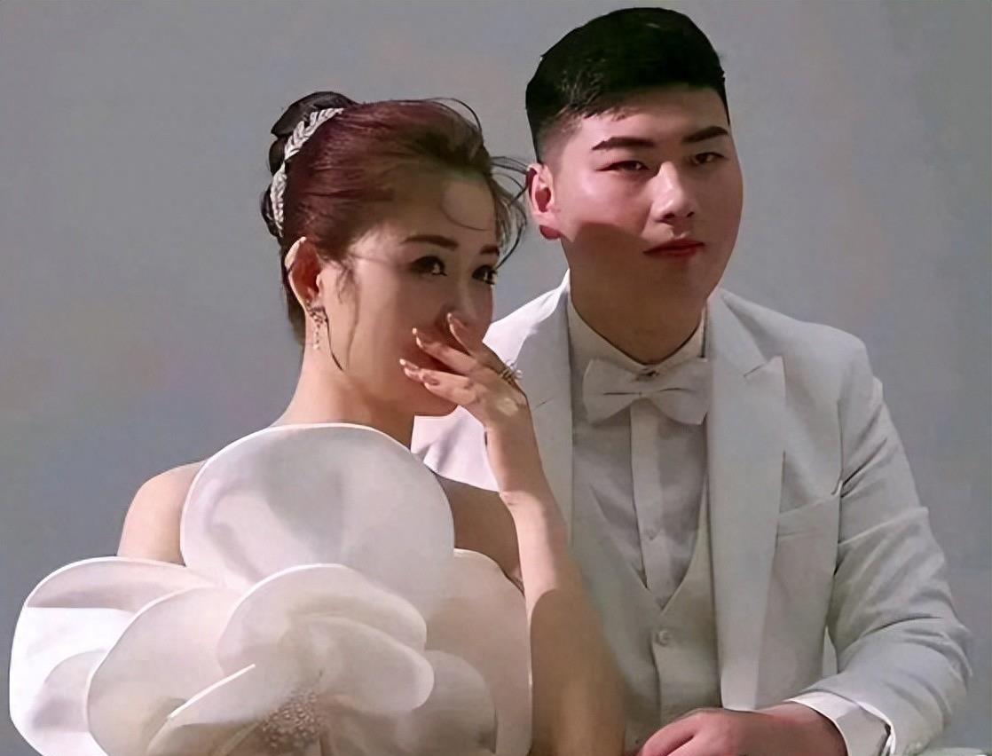 Chen Yanan finally returned to reality, got engaged to a migrant worker ...