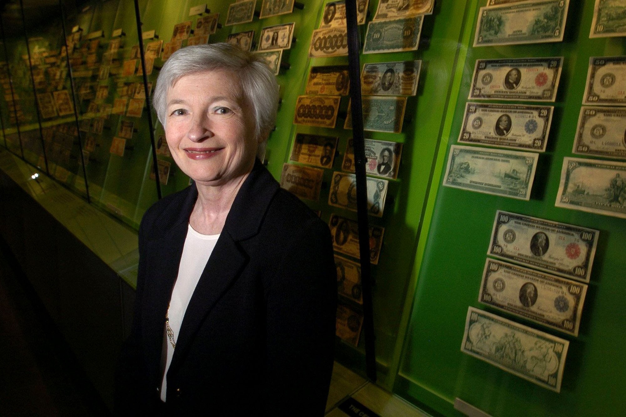 Trouble is coming! Yellen bowed three times in China and the US media ...