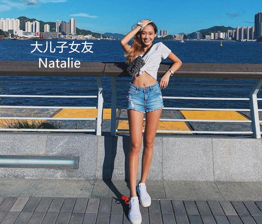 45-year-old Li Shuxian went out to sea on a yacht, wearing a swimsuit ...