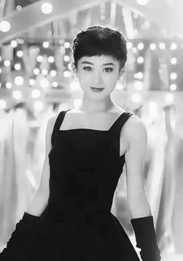 First-line actress Hepburn, Li Ying, Yang Mi, Reba, Bai Zhi, Yang Ying ...