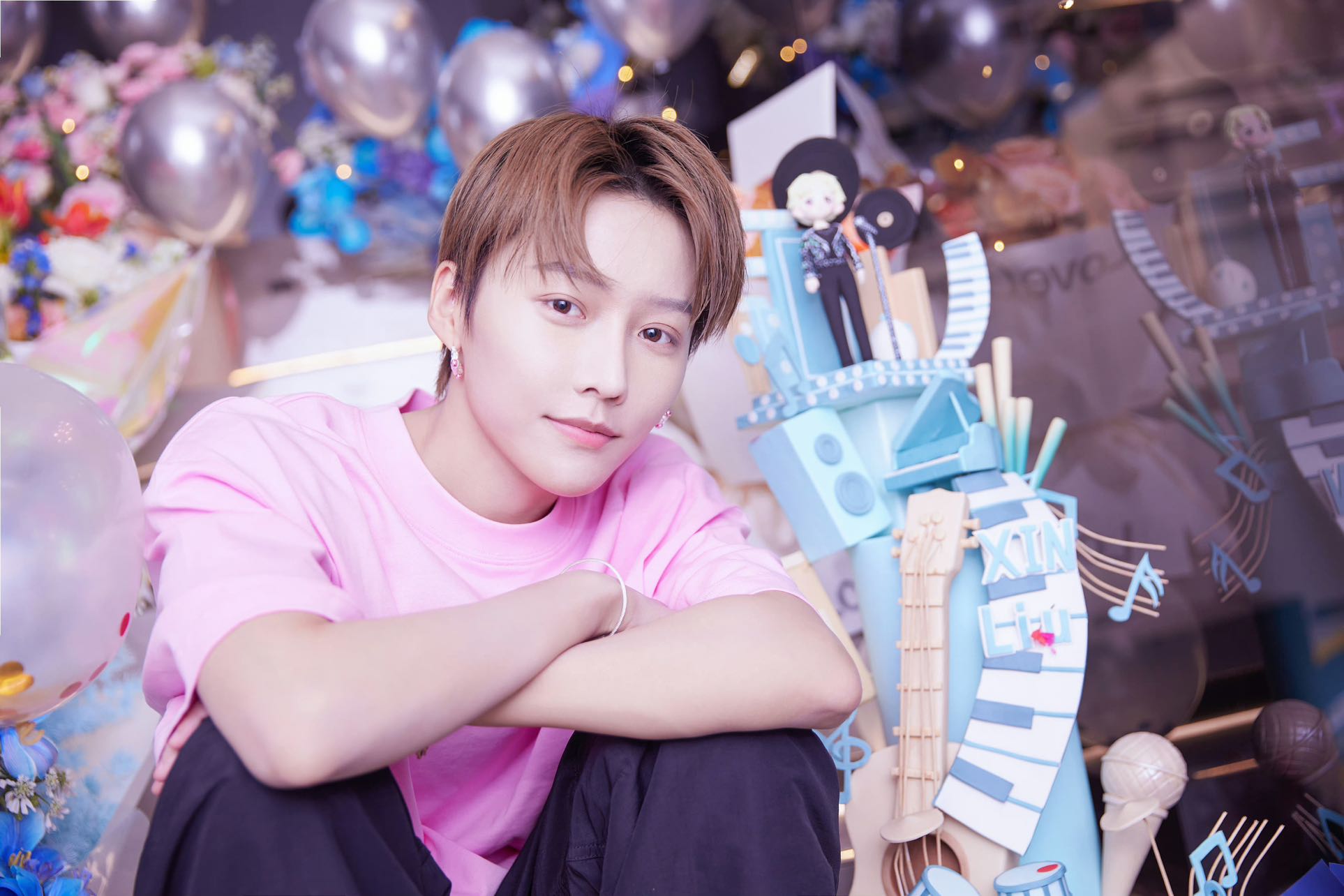 Liu Yuxin's birthday official announced the new endorsement of multi ...