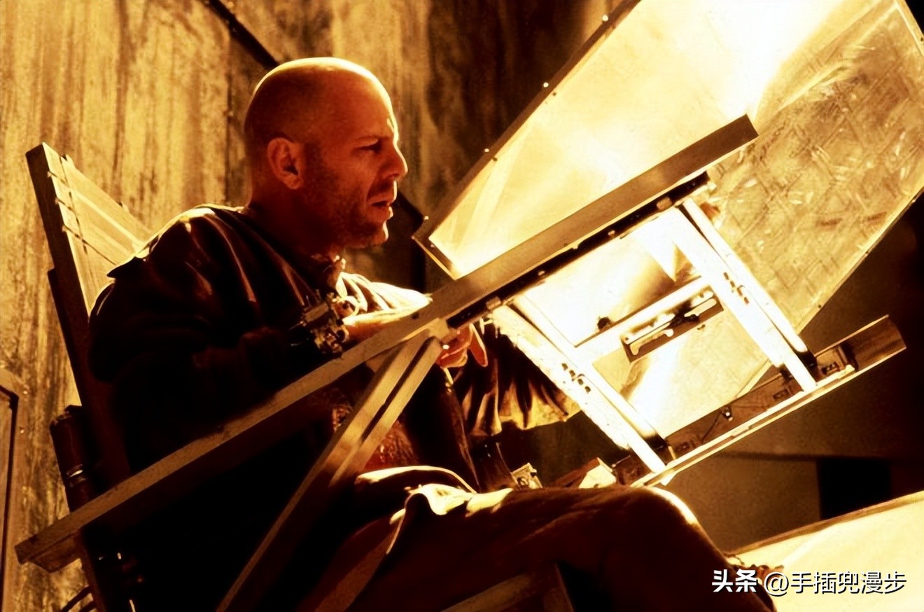 A Study of the Dystopian Elements in the American Science Fiction Movie ...
