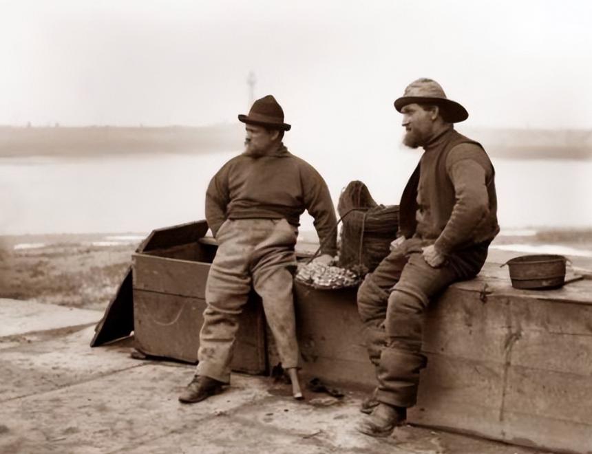 A brief analysis of the rise of the gentry class recorded in British ...