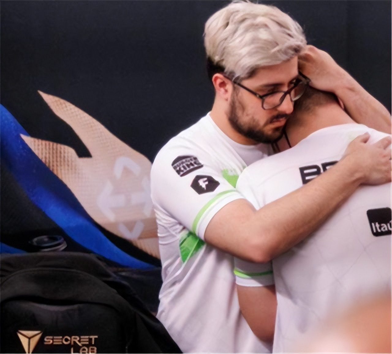 LLL players were beaten to tears by DFM, and DFM players were beaten to ...