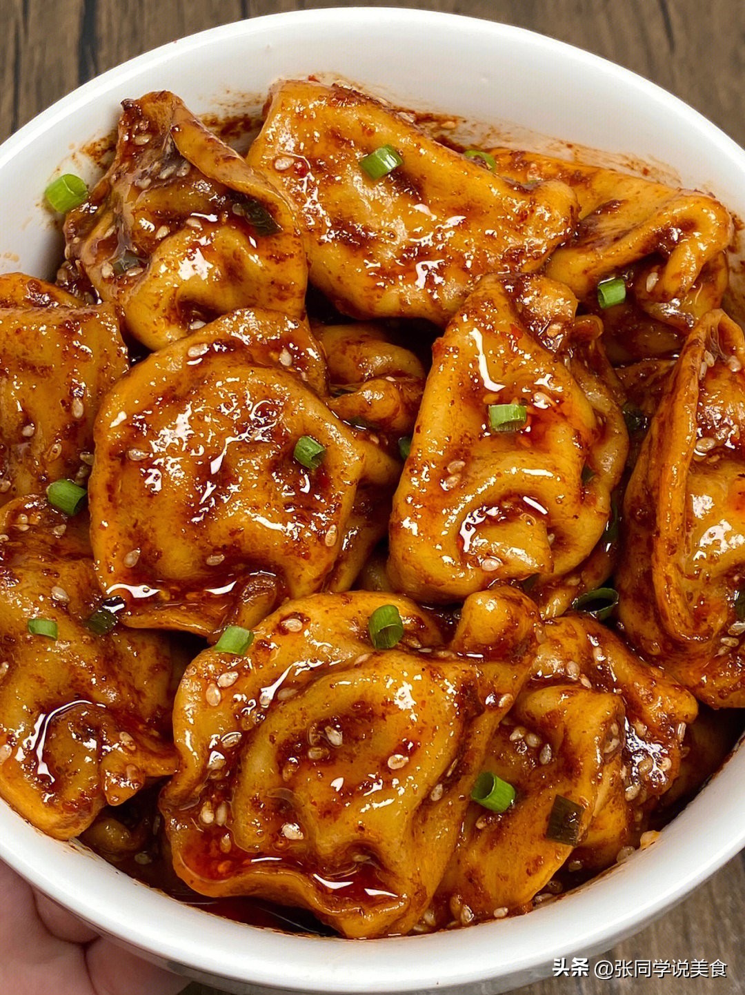 Dumplings are eaten like this, and the children are crying. Do you ...