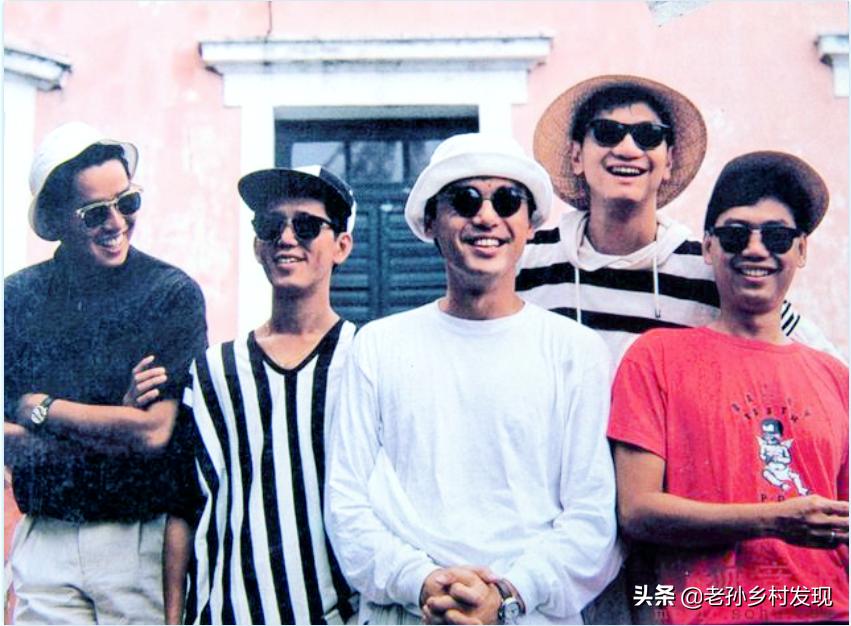 Zhu Yilong and Yu Kewei sang Happy Hour, Yi Yang Qianxi appeared twice ...