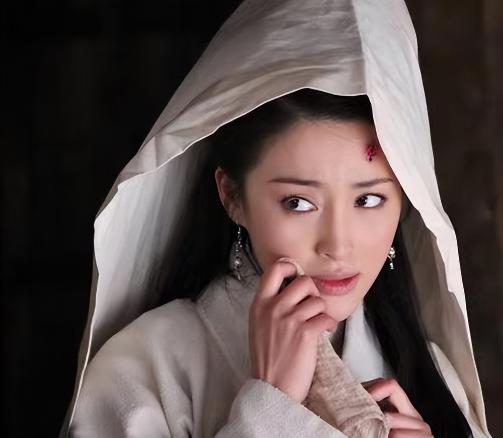 Gan Tingting: Plastic surgery, fattening, stiff face, the most ...