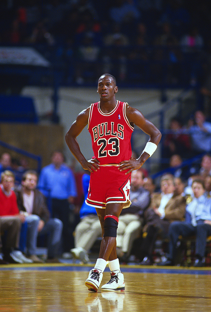 Michael Jordan, behind the protagonist's halo - iNEWS