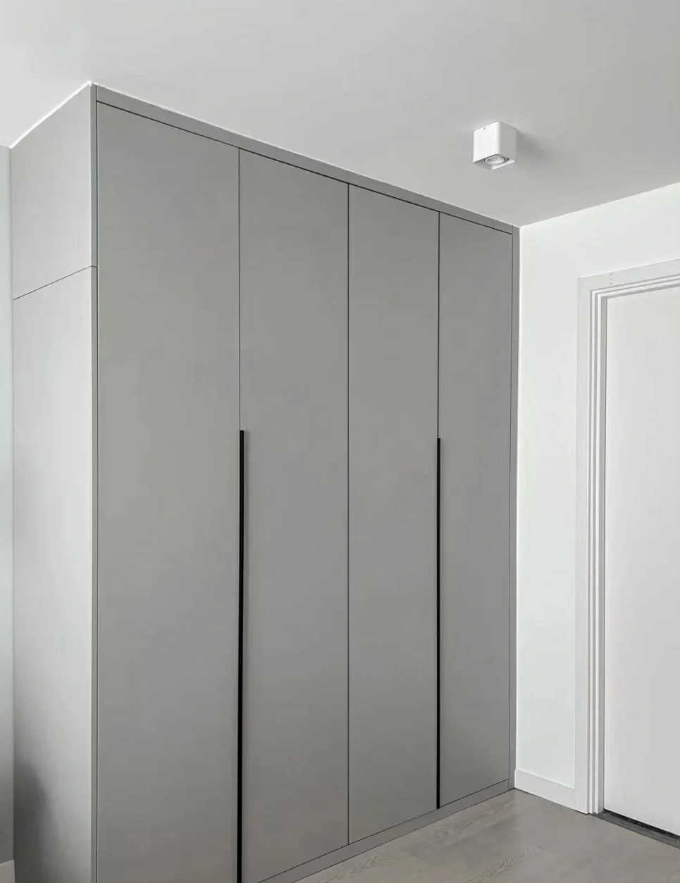 The now super popular gray wardrobe is full of high-level sense! - iNEWS