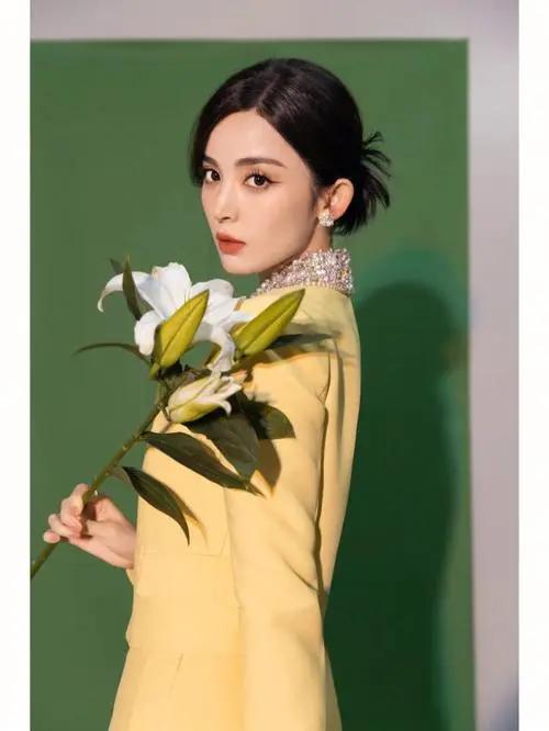 Gossip: Zhao Liying, Wang Yibo, Liu Shishi, Cheng Yi, Yu Shuxin, Nazha ...