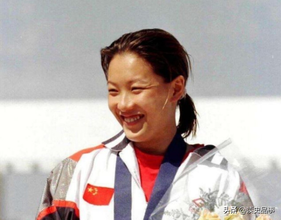 Hong Kong "God of Wealth" married 26-year-old Fu Mingxia. After the ...