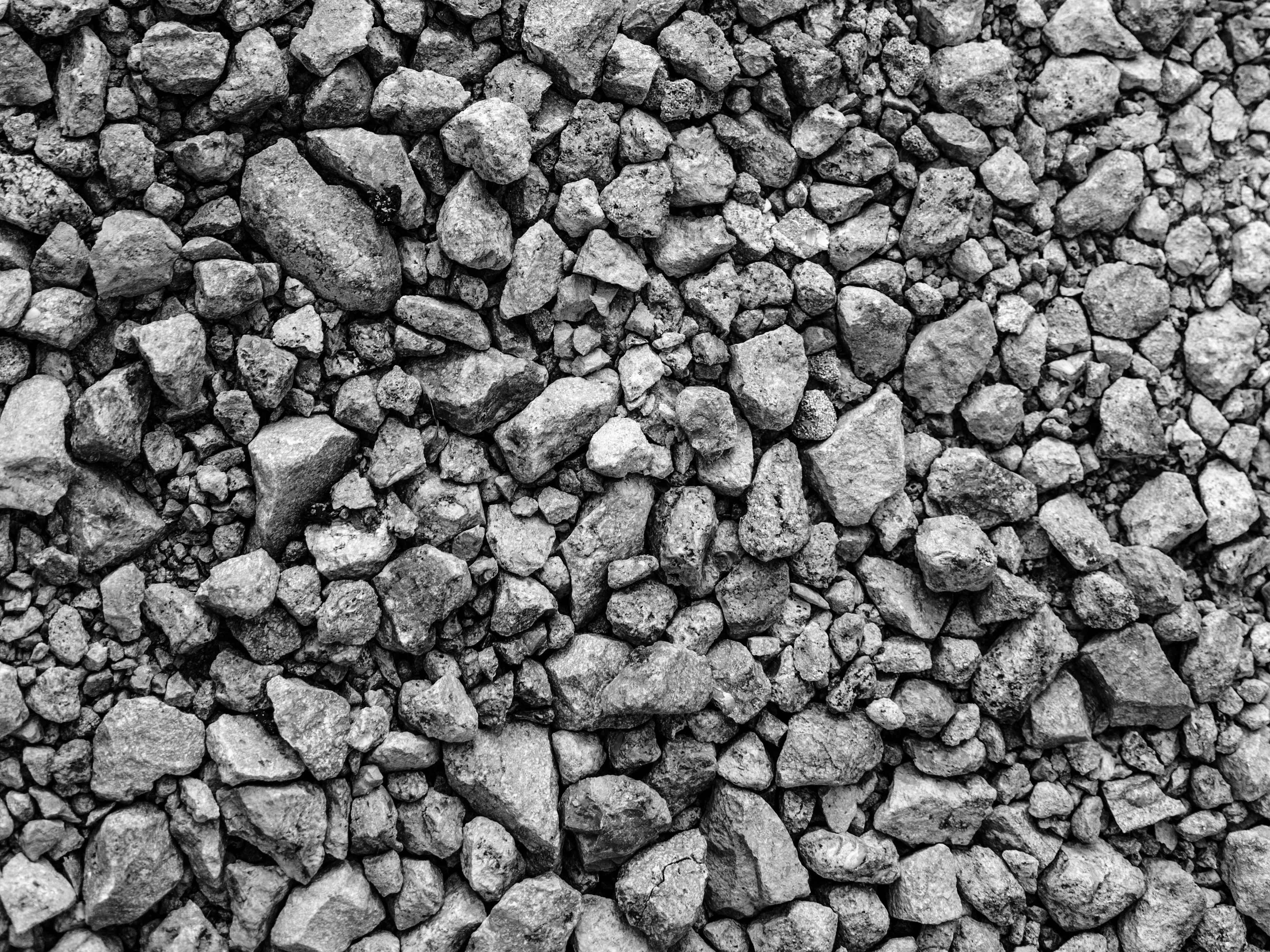 Soft sand, hard rock, and mud roads, how does the "Car God" conquer ...