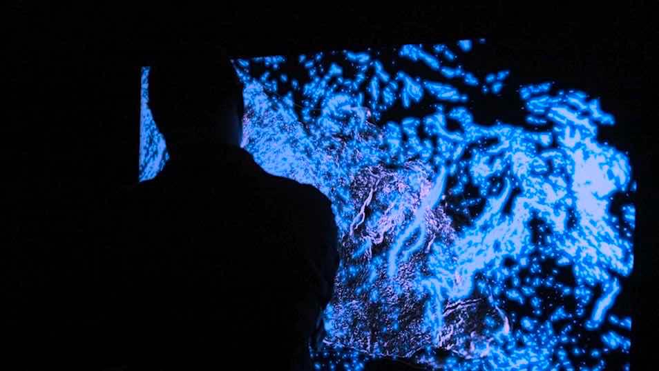 TCL X11 uses well-known cross-border artists to take the lead in the ...