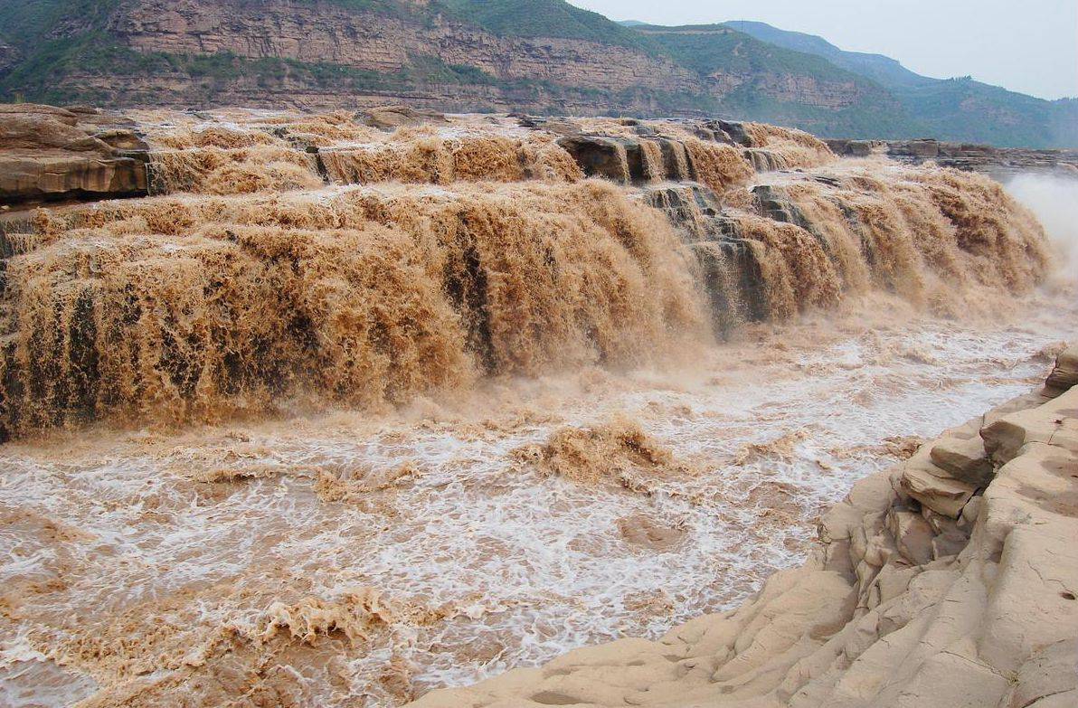 Why does the Yellow River water change from yellow to green?Hukou ...